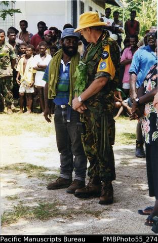 Ben Kamda [Bougainville Revolutionary Army] and Brigadier Mortlock [New ...